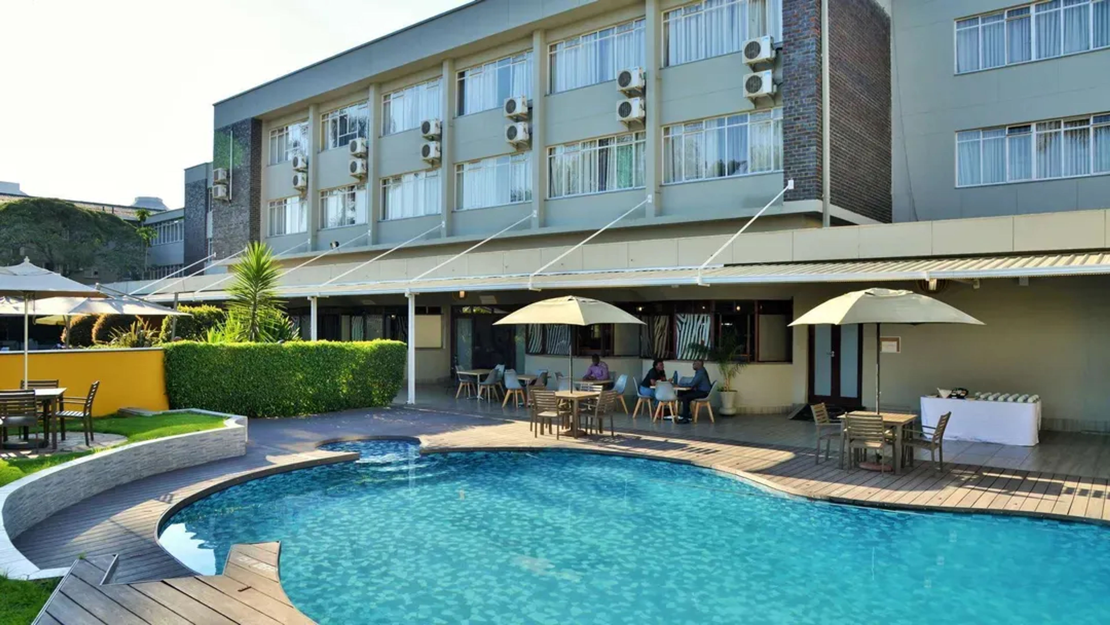 Promotions & Travel Discounts | Cresta Hotels